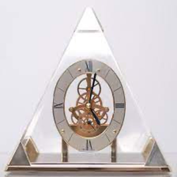 Seiko | Other | Seiko Pyramid Quartz Mantle Clock Qaw 9g | Poshmark